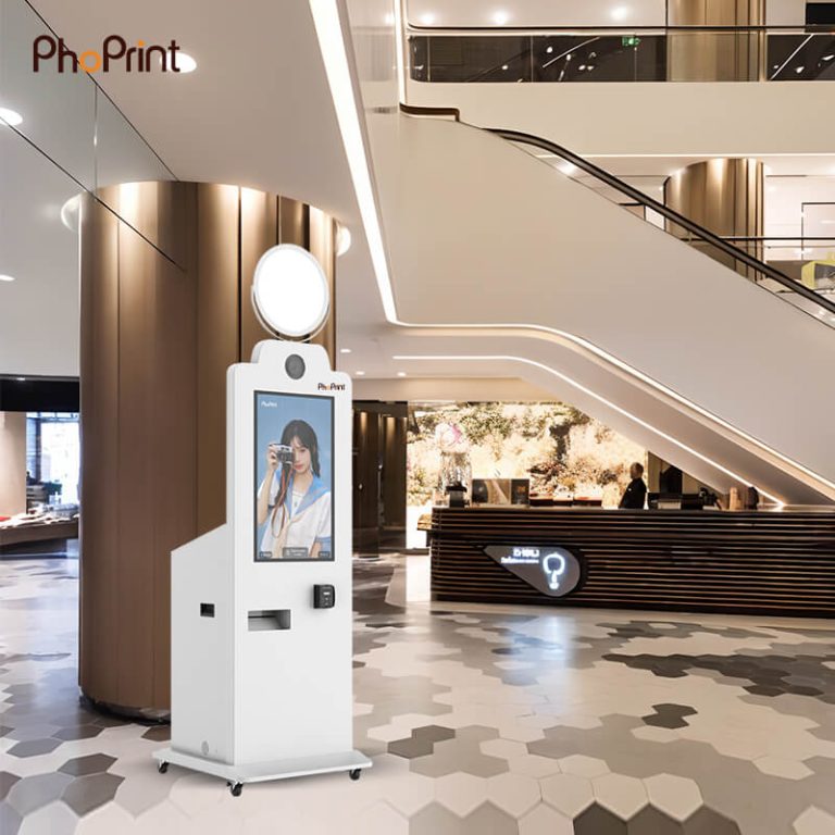 Mirror Photo Booth With Payment System In Shopping Mall - PhoPrint