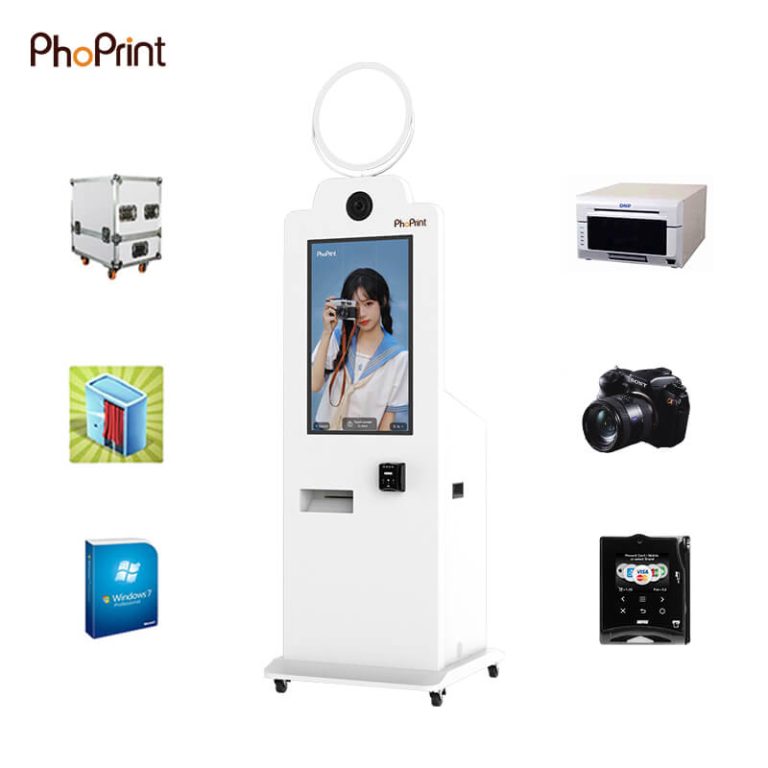 Mirror Photo Booth With Payment System In Shopping Mall - PhoPrint