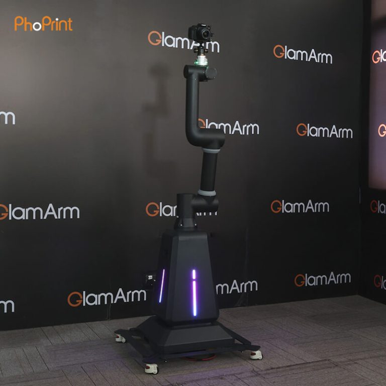 Glambot Photo Booth- Shop Black Oscars Robot Arm - PhoPrint