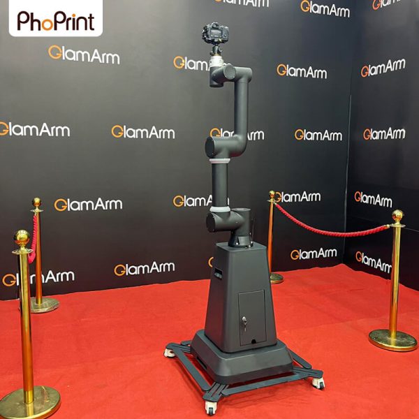 Glambot Photo Booth- Shop Black Oscars Robot Arm - PhoPrint